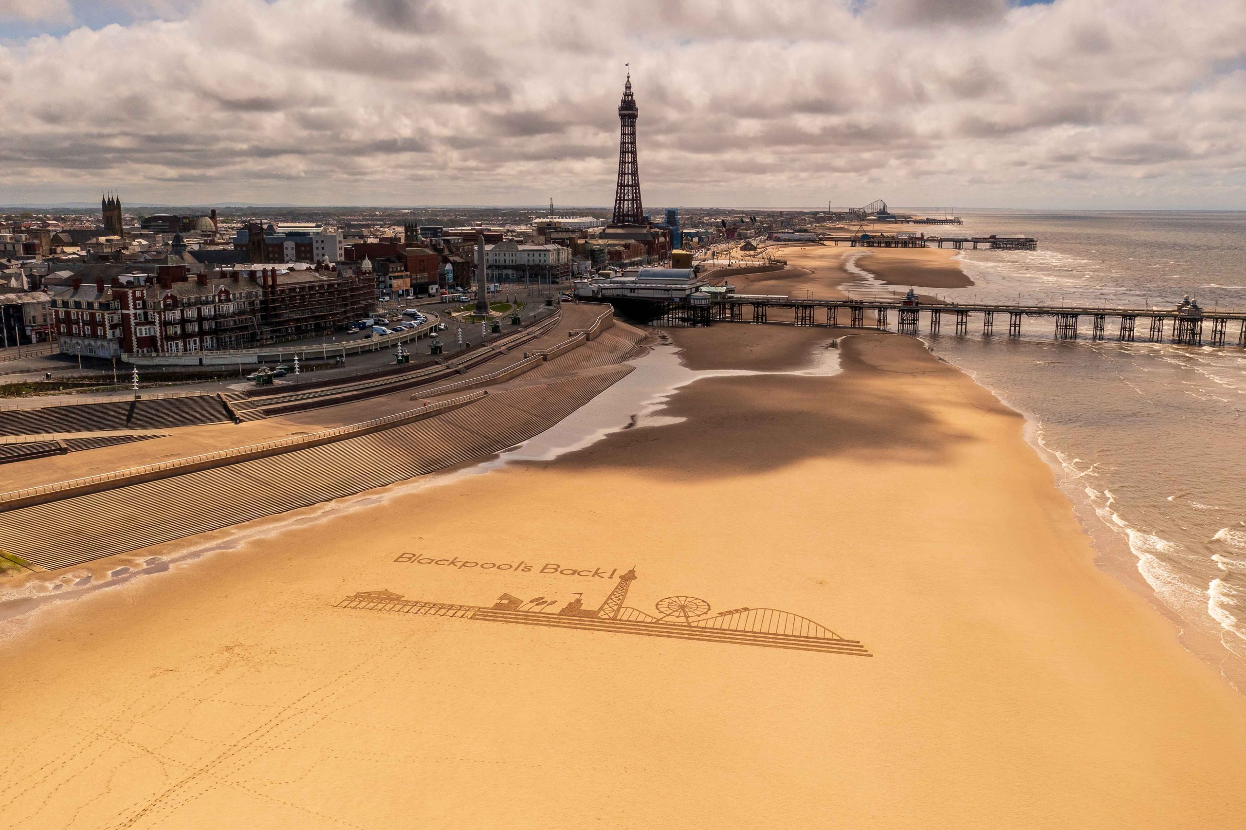 Blackpool’s Back! Sand Drawing For Visit Blackpool | Sand In Your Eye